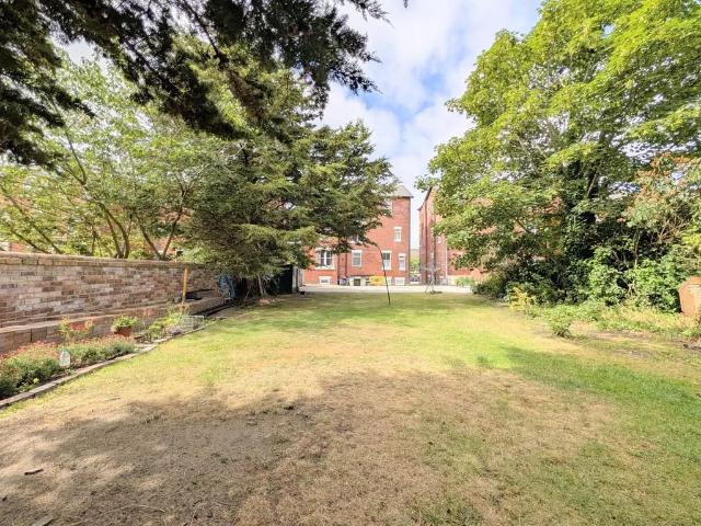 Apartment at Weld Road, Southport
