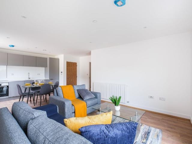 Apartment at Well Farm Road, Caterham