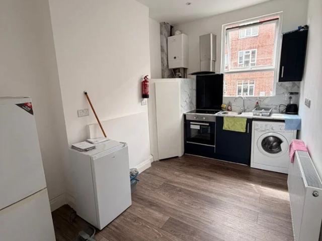 Apartment at Well Street, Greater London