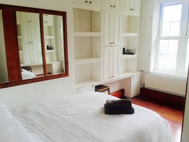 Room at Welland Street, Greater London