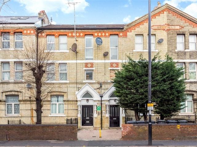 Apartment at Wellesley Road, Greater London