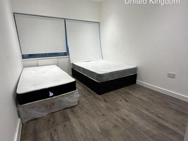 Apartment at Wellesley Road, Greater London
