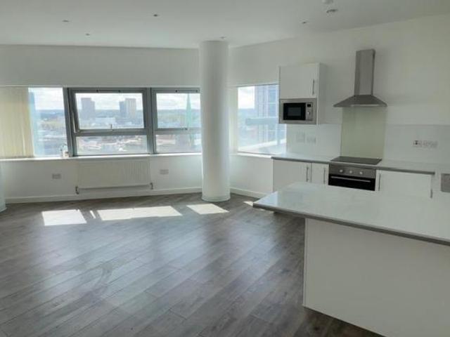 Apartment at Wellesley Road, Greater London