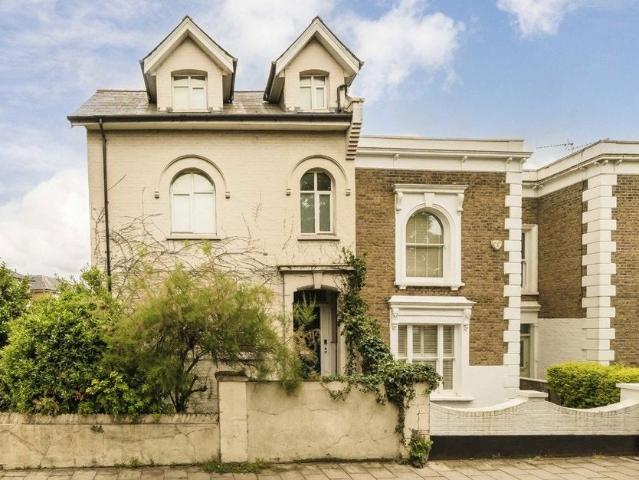 Apartment at Wellesley Road, Greater London