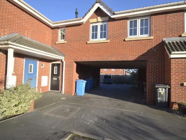 Apartment at Wellingford Avenue, Widnes