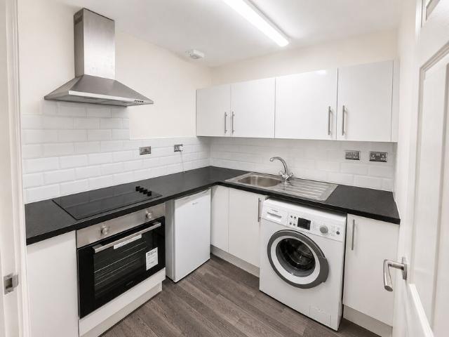Apartment at Wellington Court, Holton le Clay