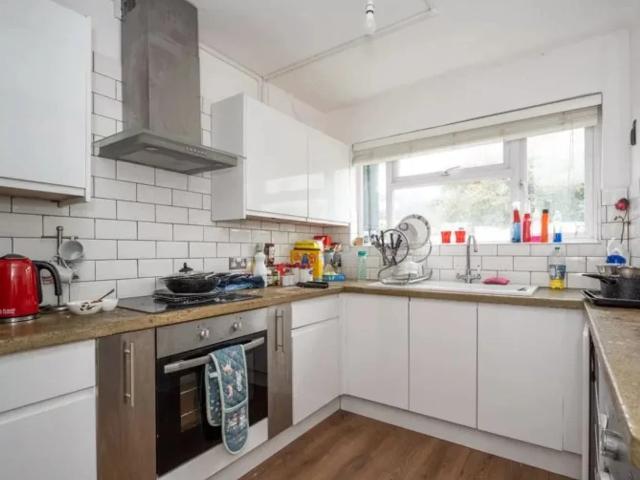 Apartment at Wellington Close, Elmbridge