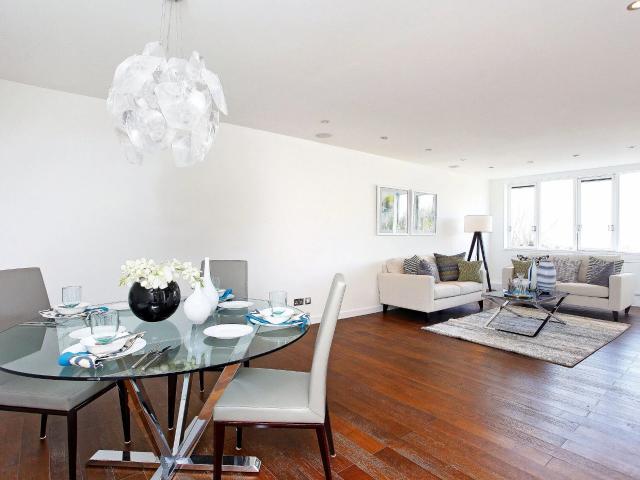 Apartment at Wellington Place, City of Westminster