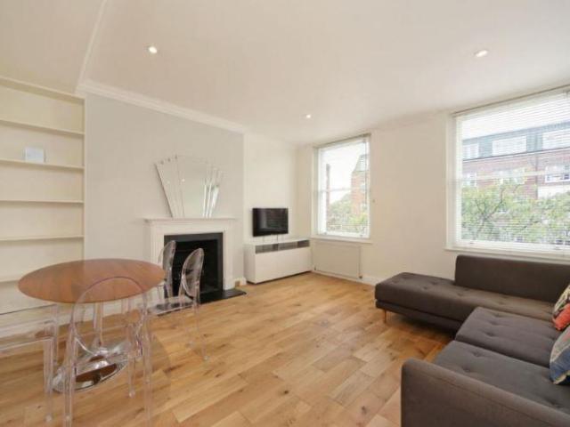 Apartment at Wellington Road, City of Westminster