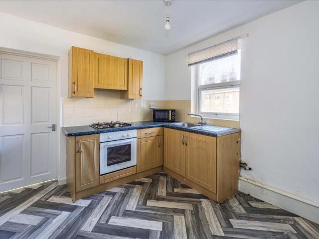 Apartment at Wellington Square, Nottingham