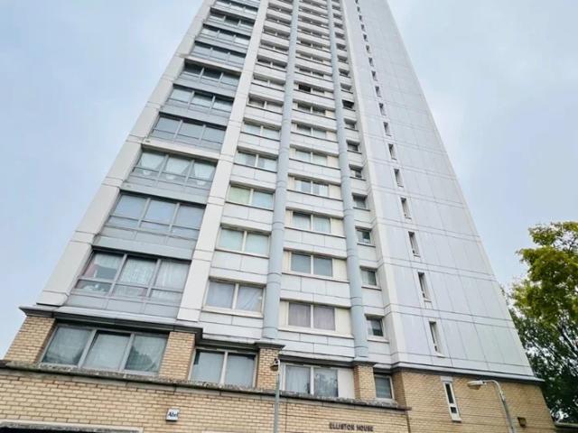 Apartment at Wellington Street, Greater London
