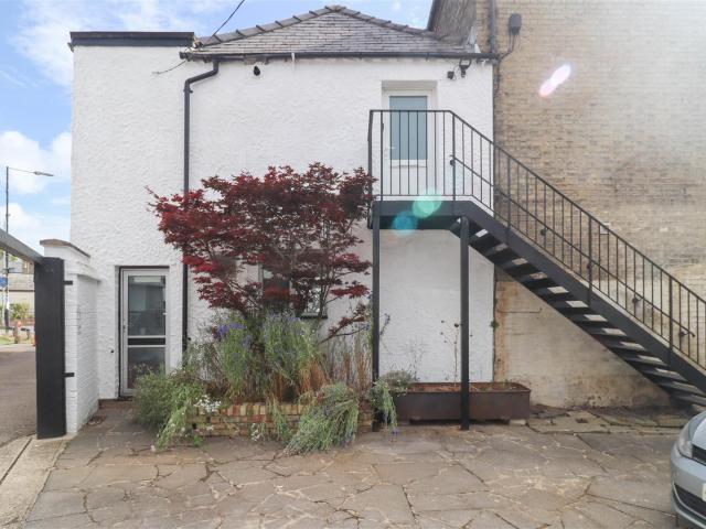 Apartment at Wellington Street, West Suffolk