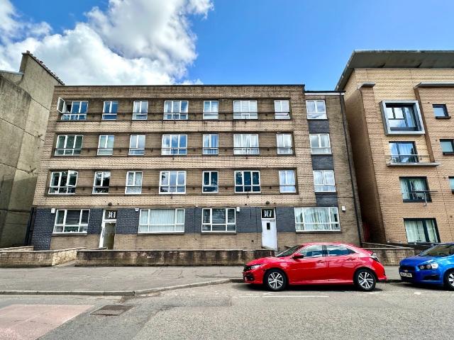 Apartment at Wellshot Road, Glasgow