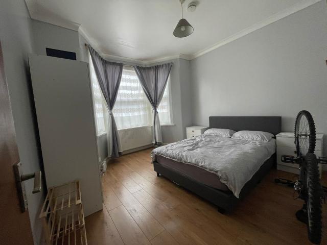 Apartment at Wellwood Road, Greater London