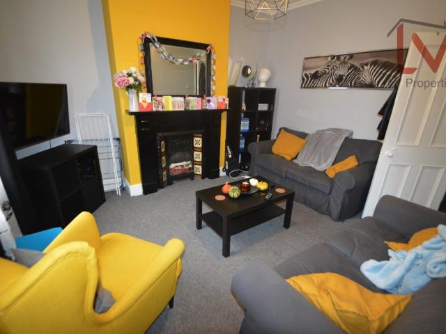 Apartment at Welton Grove, Leeds