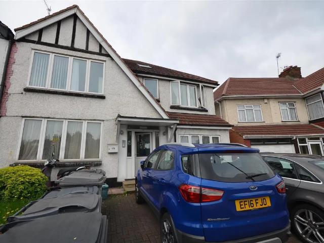 Apartment at Wembley Hill Road, Greater London