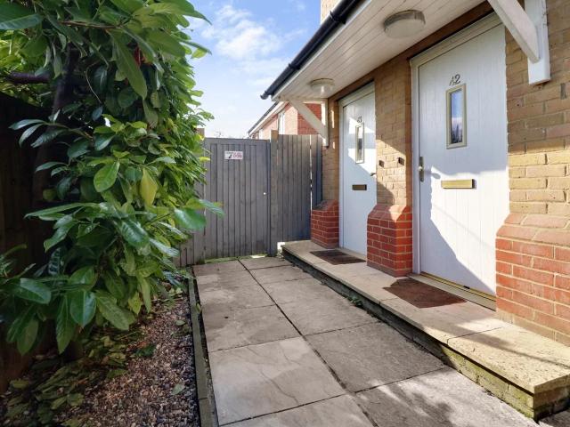 Apartment at Wensleydale, Luton