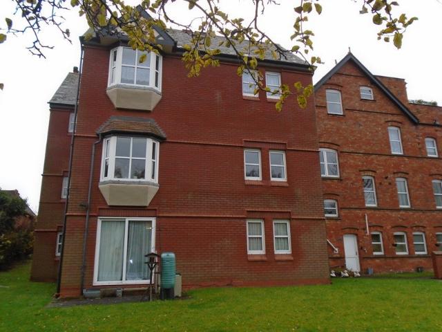 Apartment at Wentworth Road, Birmingham