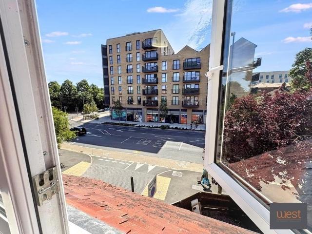 Apartment at West Way, Oxford