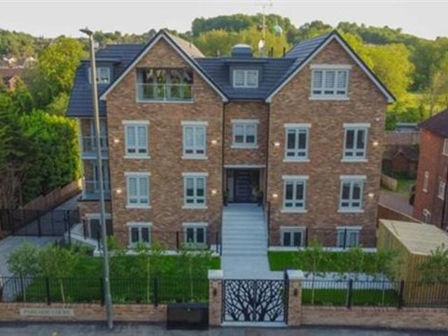 Apartment at West Wycombe Road, High Wycombe