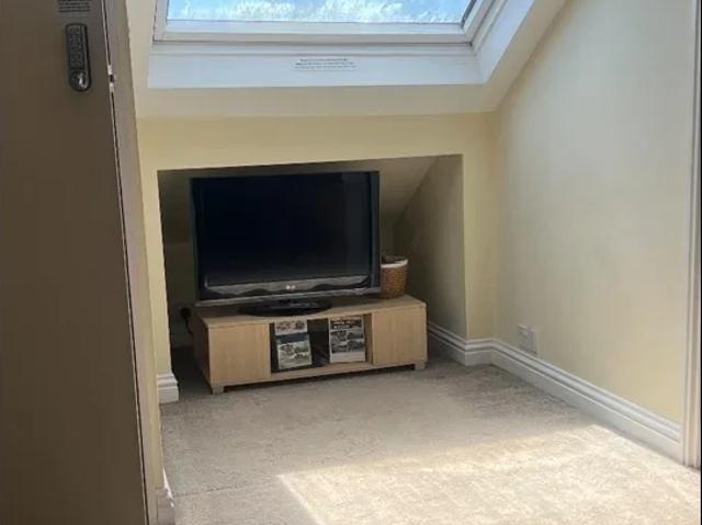 Apartment at West Wycombe Road, West Wycombe