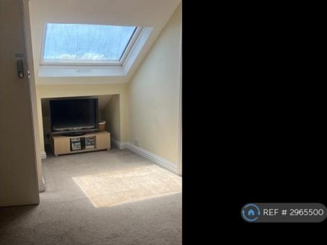 Apartment at West Wycombe Road, West Wycombe