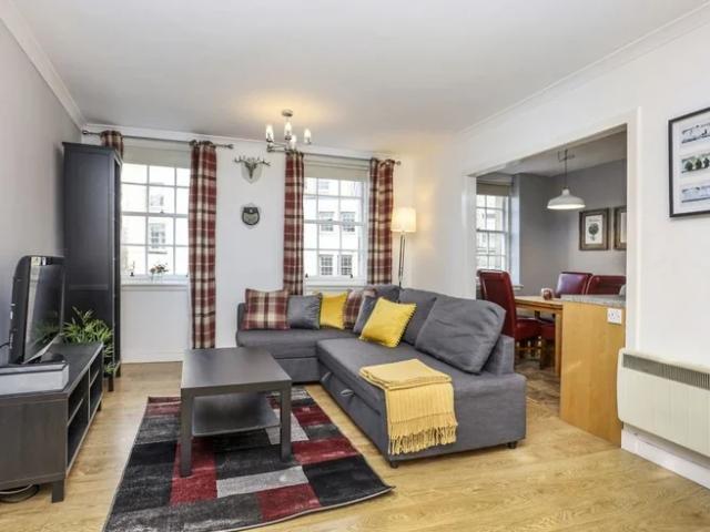 Apartment at West Bow, City of Edinburgh