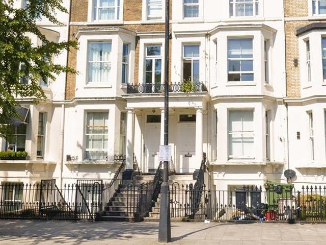 Apartment at West Cromwell Road, Greater London