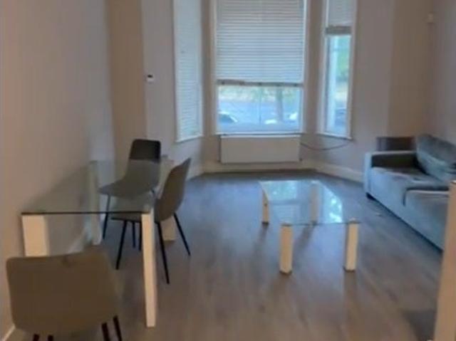 Apartment at West Cromwell Road, Greater London