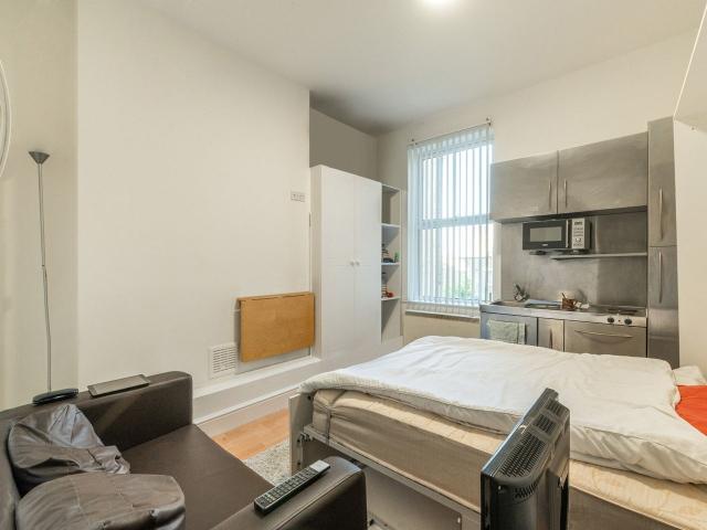 Apartment at West End Lane, Greater London