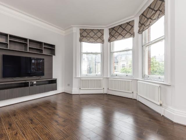 Apartment at West End Lane, Greater London