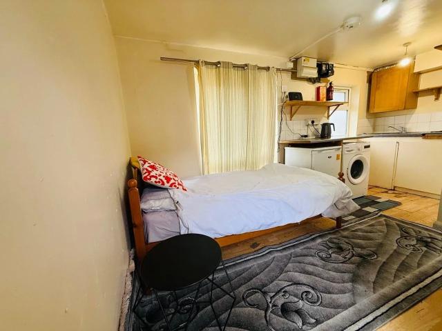 Apartment at West End Road, Greater London
