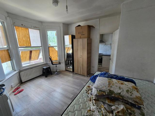 Apartment at West End Road, Greater London