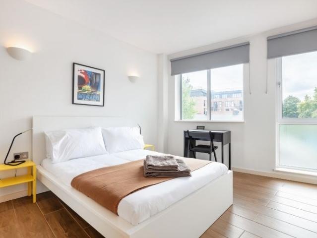 Apartment at West Green Road, Greater London