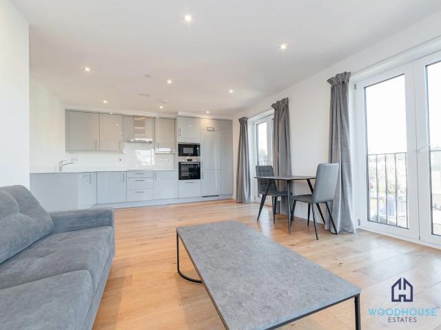 Apartment at West Green Road, Greater London
