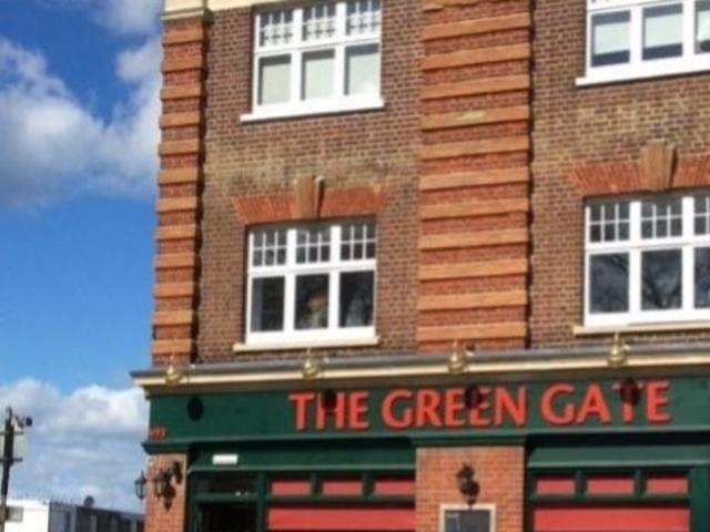 Apartment at West Green Road, Greater London