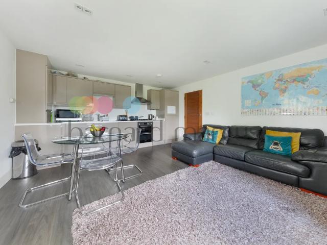 Apartment at West Hill, Greater London