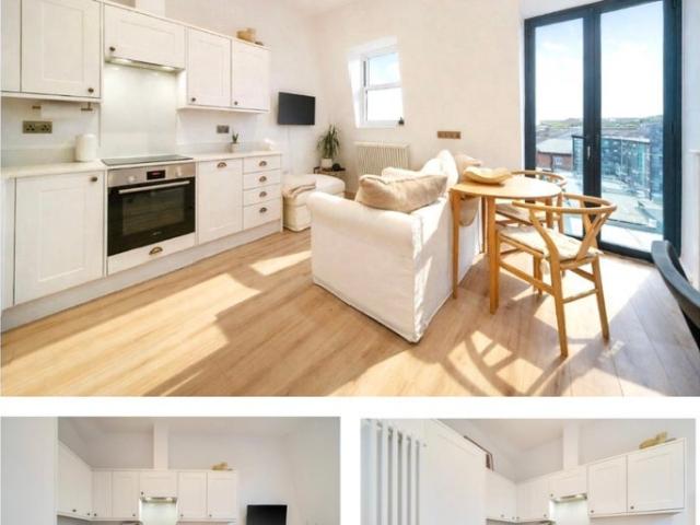 Apartment at West Hill, Greater London