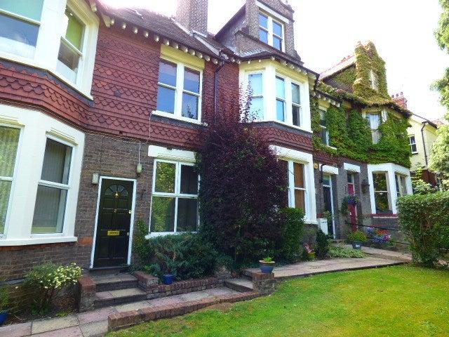 Apartment at West Hill Road, Luton
