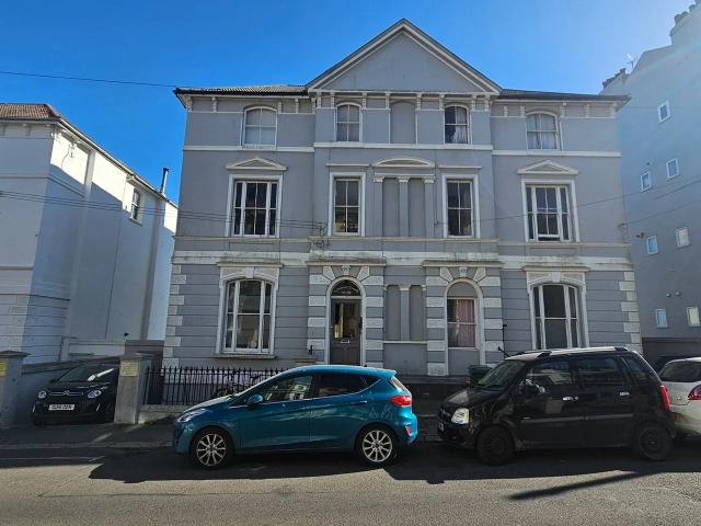 Apartment at West Hill Road, St Leonards