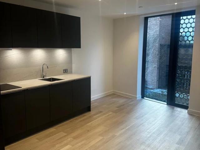 Apartment at West Parkside, Greater London