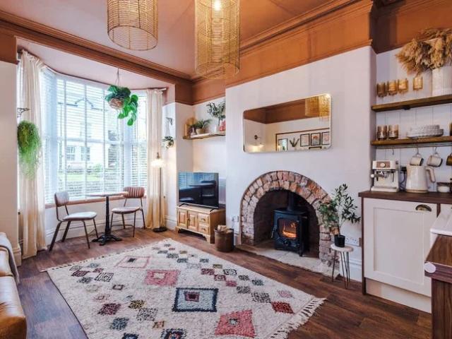 Apartment at West Road, High Peak