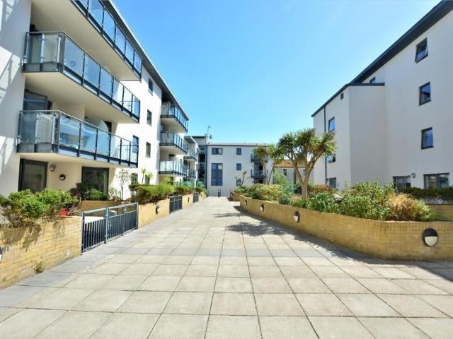Apartment at West Street, Brighton