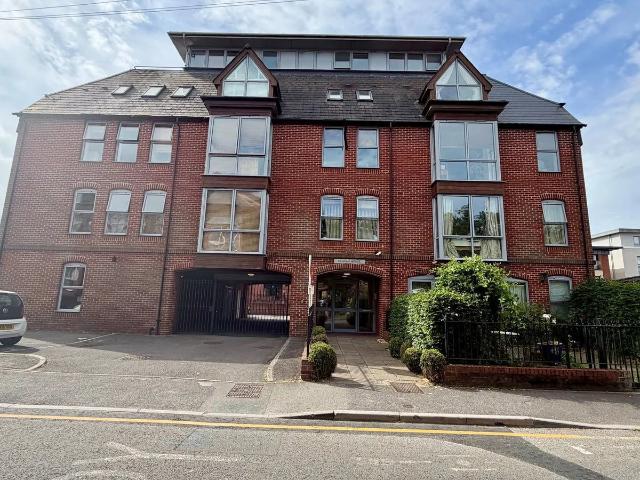 Apartment at West Street, Newbury