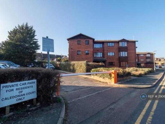 Apartment at West Street, Watford