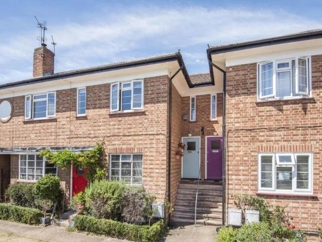 Apartment at Westminster Close, Greater London