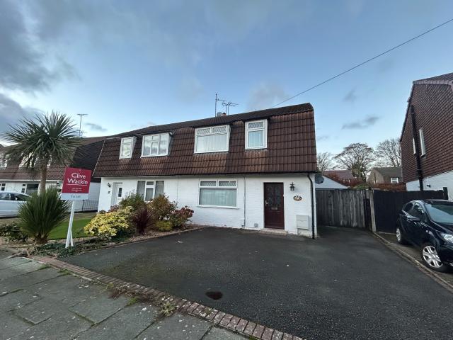 Apartment at Westminster Drive, Bromborough
