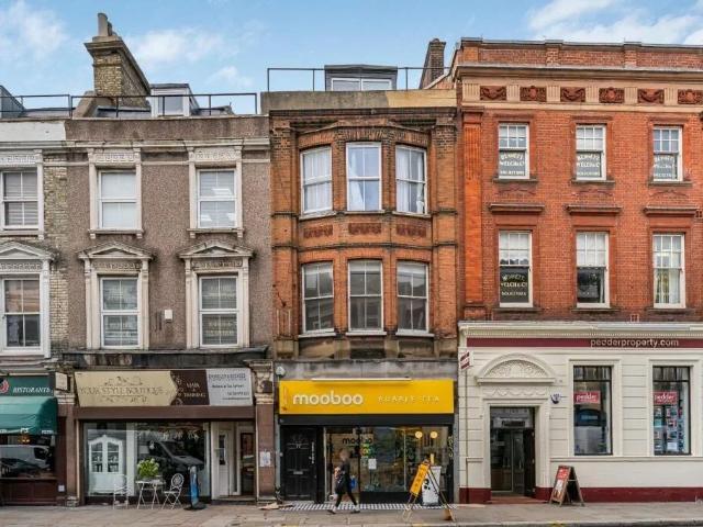 Apartment at Westow Hill, Greater London