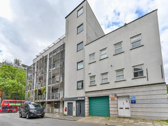 Apartment at Weston Rise, Greater London