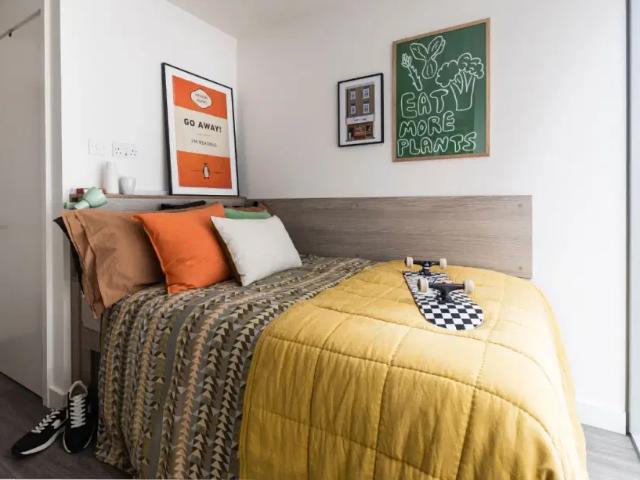 Apartment at Weston Street, Greater London